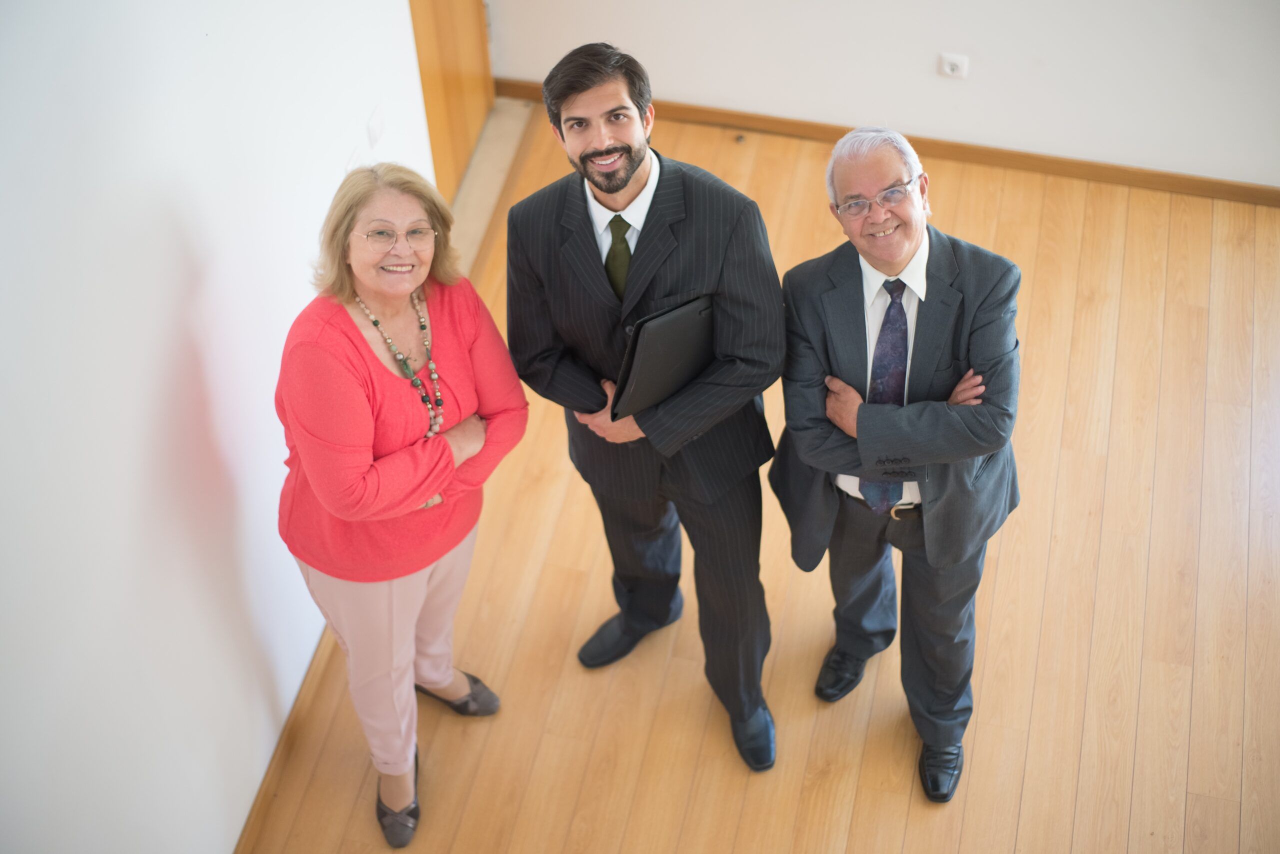 Should You Trust a Real Estate Agent? What to Consider Before Hiring